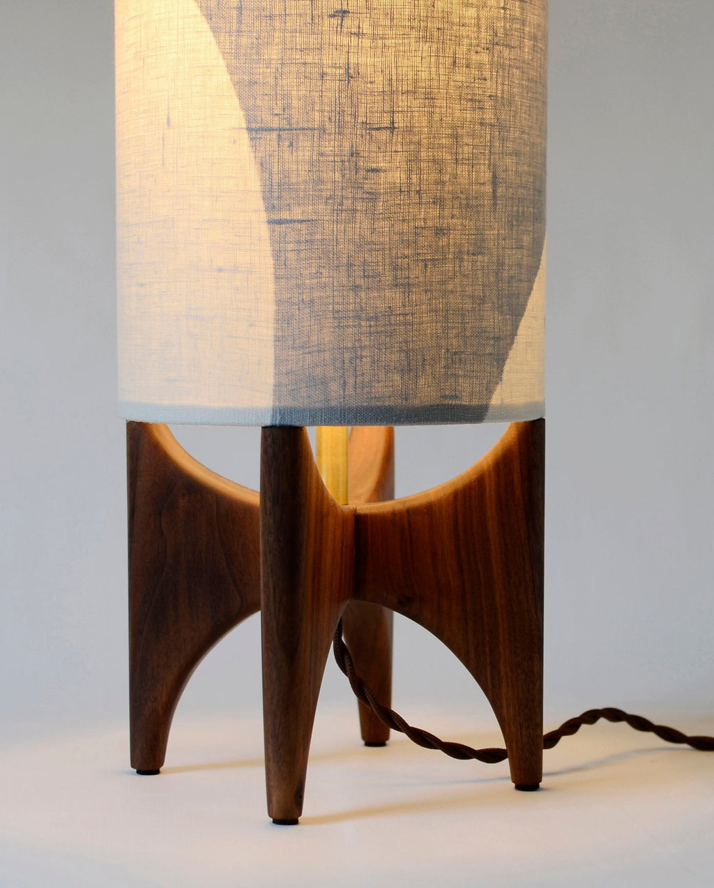 Tall Luma Table Lamp – laloupedesign
