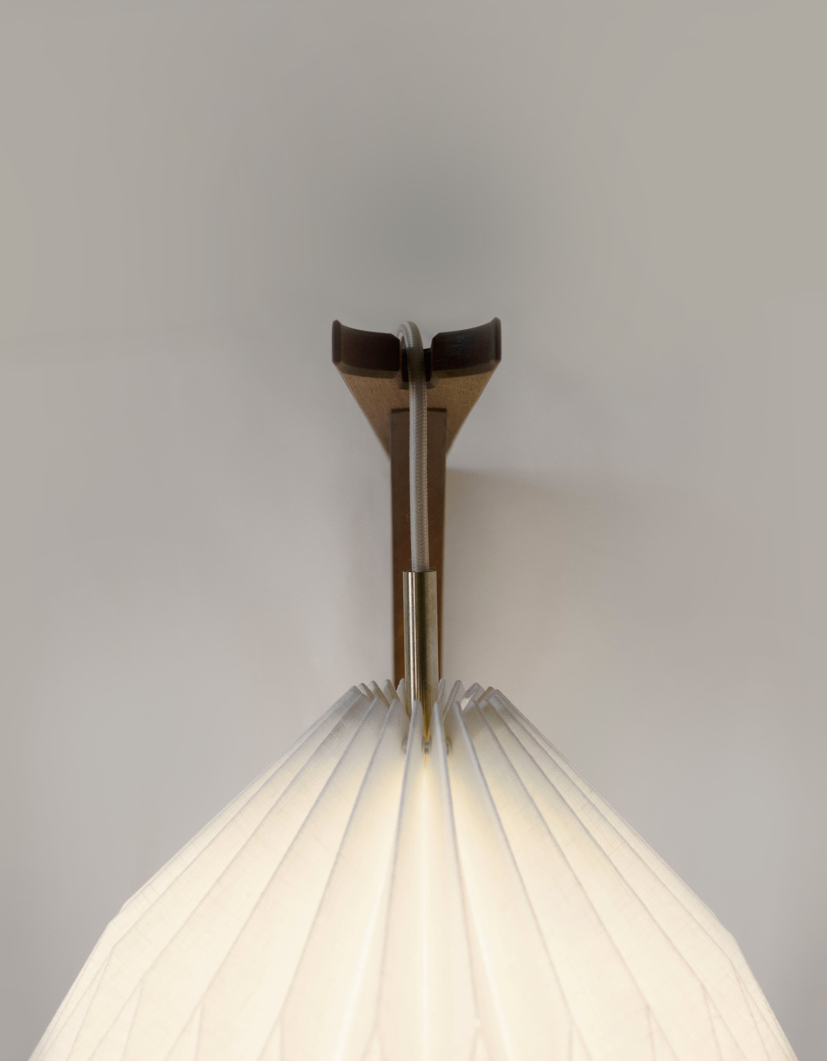 Ume Wall Lamp – laloupedesign